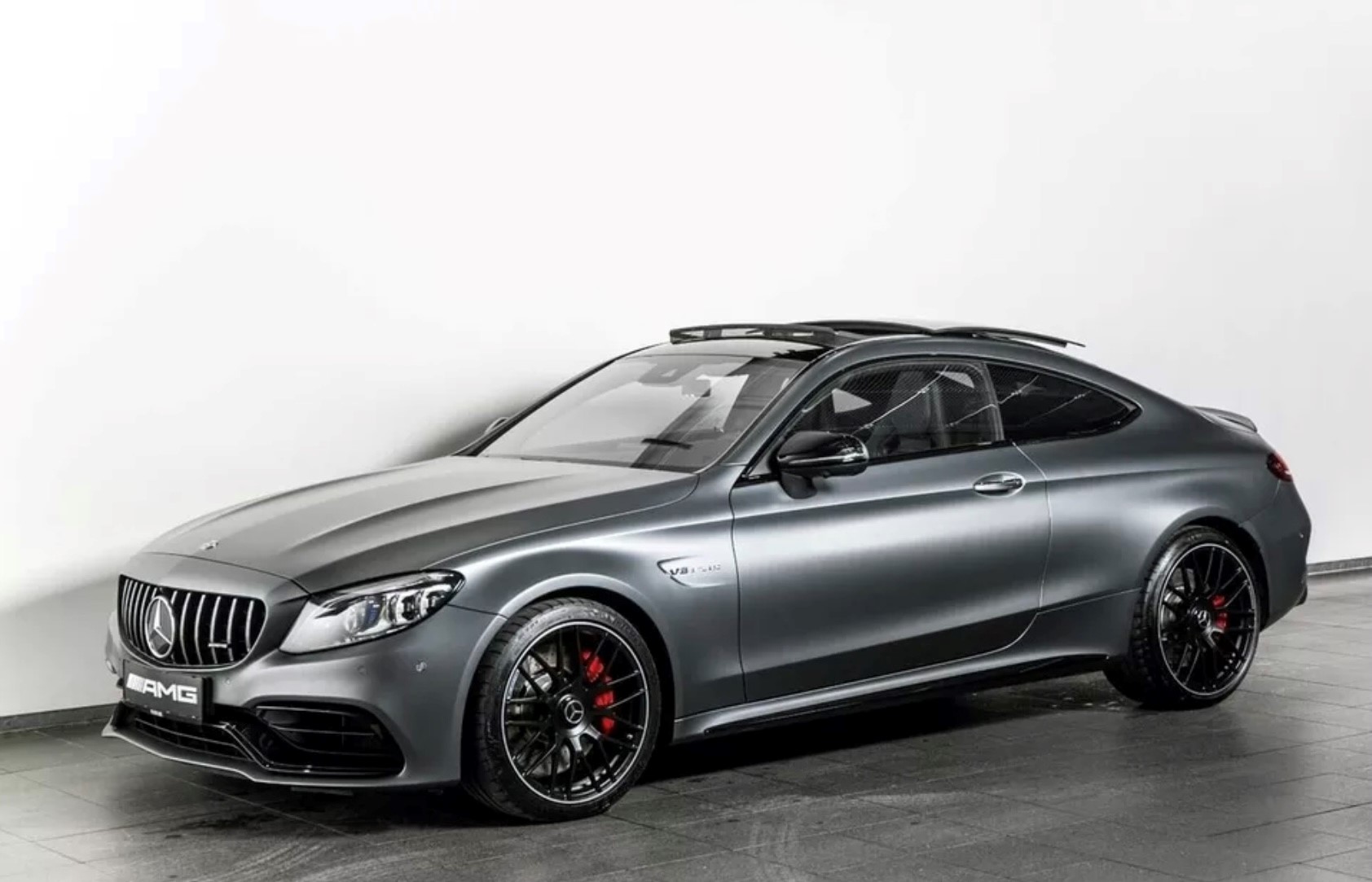 2018 Mercedes C63s AMG Coupe i Magno Gray - Cars & Passion